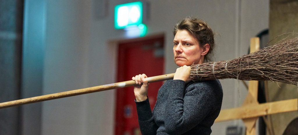 Polly Lister as Wicked Witch in THE WIZARD OF OZ at Leeds Playhouse ...